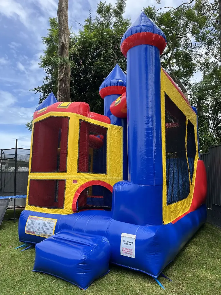 King's Castle - Jumping Castle Hire